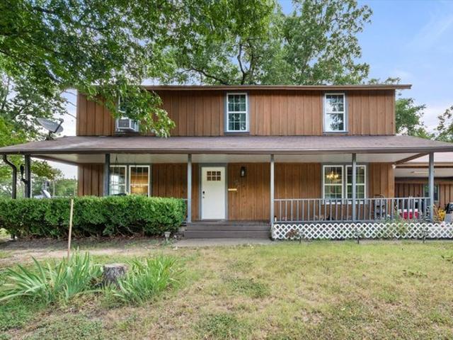 101 S Wright Ave, Kerens, TX 75144