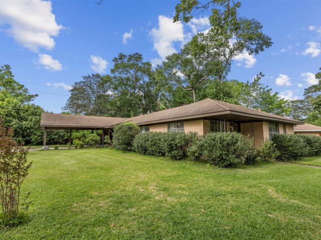 101 S Delmont Dr E, Conroe, TX 77301 | MLS #991511