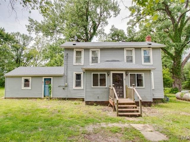 101 S Hamilton St, Otterville, IL 62052