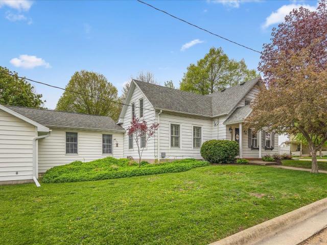 101 S Hickory Street