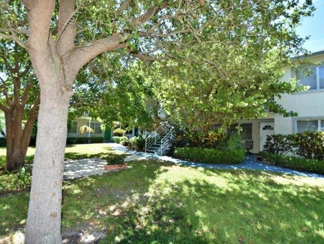 101 S Palmway #10, Lake Worth Beach, FL 33460