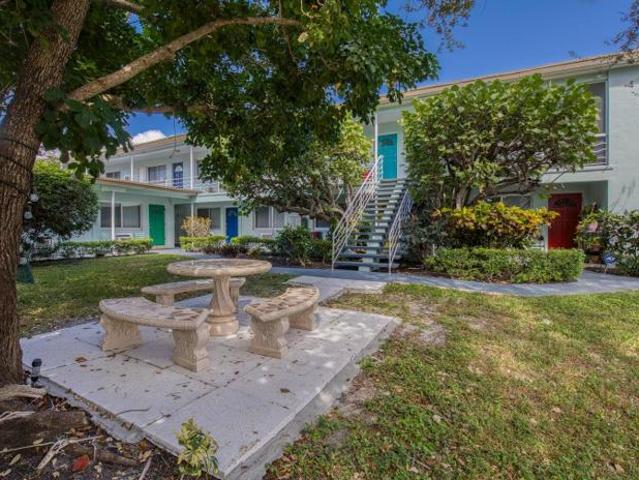 101 S Palmway #6, Lake Worth, FL 33460