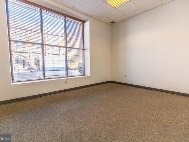101 S Queen St # 103