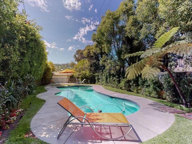 101 S Rockingham Ave, Los Angeles, CA 90049 | MLS #P1 26245 | Compass