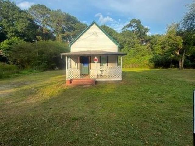 101 Smith Rd, Newnan, GA 30263