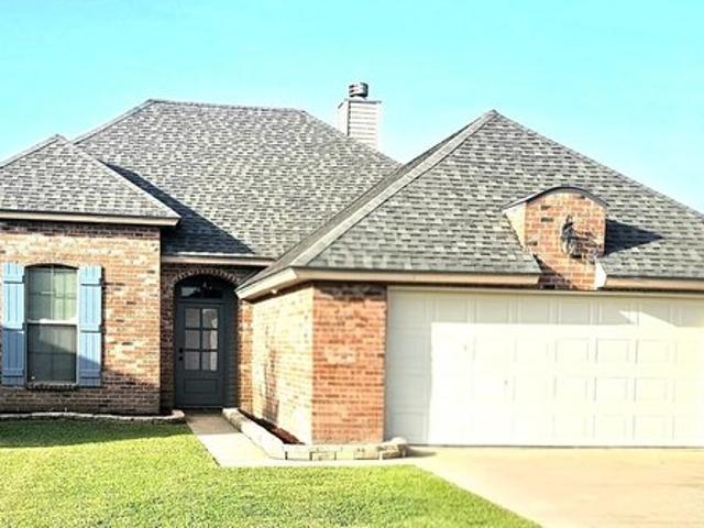 101 Sandhill Crane Dr, Lafayette, LA 70508