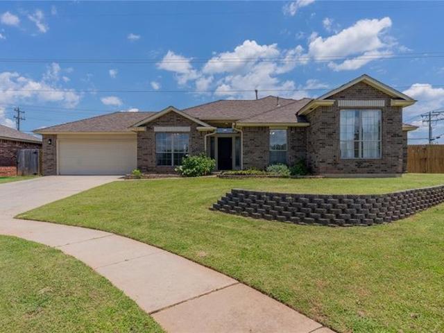 101 Sandstone Dr, Norman, OK 73071