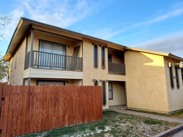 101 Shannon Cir, Del Rio, TX 78840