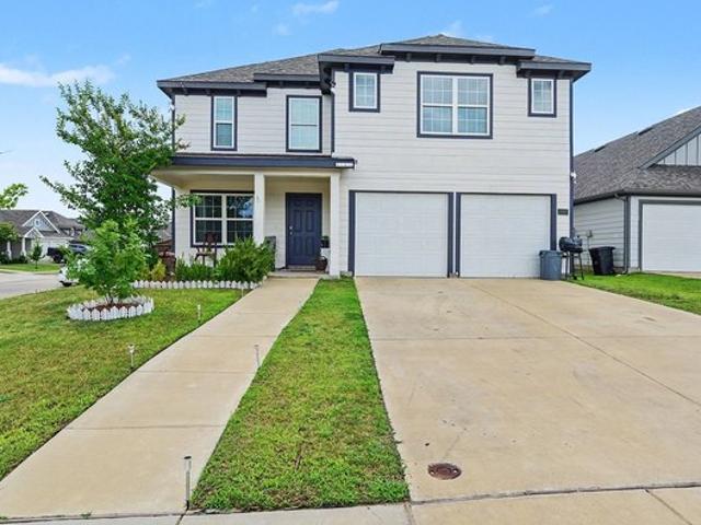 101 Spring Creek Ln, Terrell, TX 75160