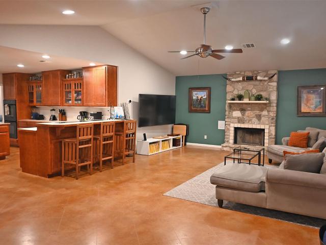 101 Stadium View Dr