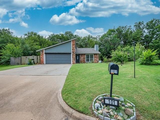 101 Stonewood Dr, Noble, OK 73068