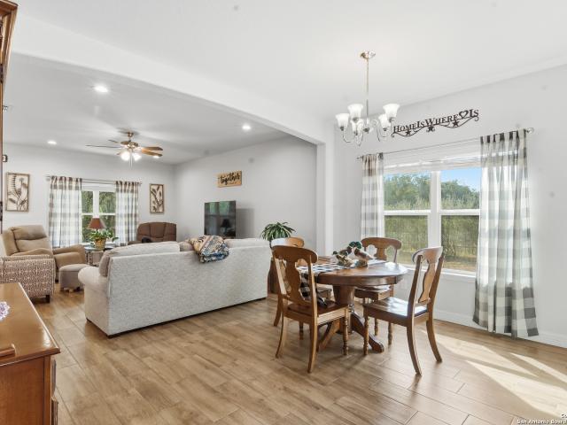 101 Sutton Pl, Uvalde, TX 78801 | MLS #1931