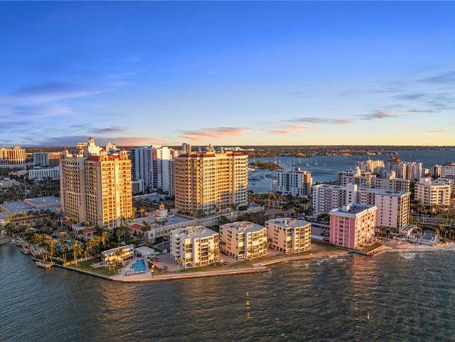 101 Sunset Dr Apt 402, Sarasota, FL 34236