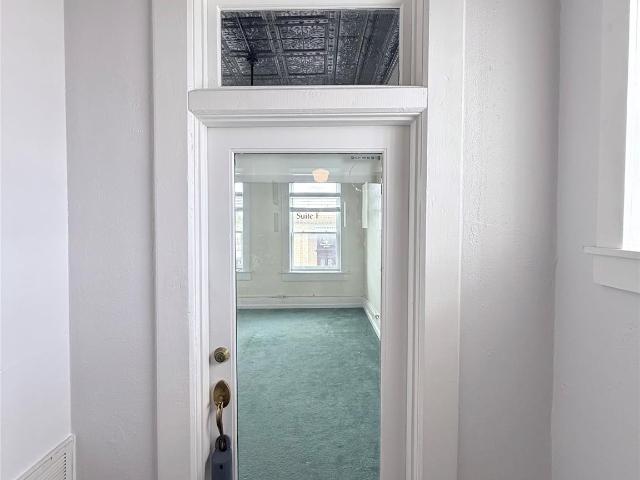 101 SW 1st St # F
