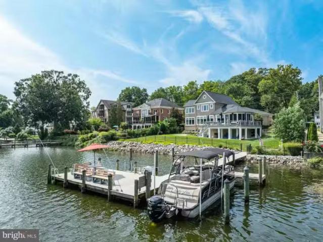 101 POPLAR LN, OCCOQUAN, VA 22125 Single Family Residence For.