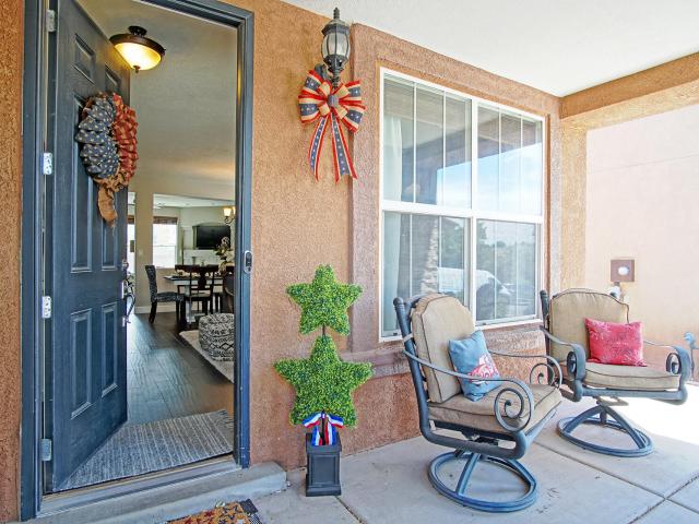 101 Paseo Vista Loop NE