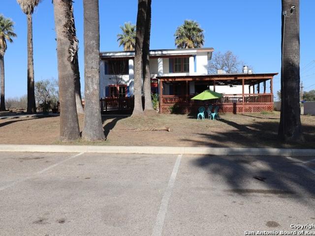 101 Petry Pl