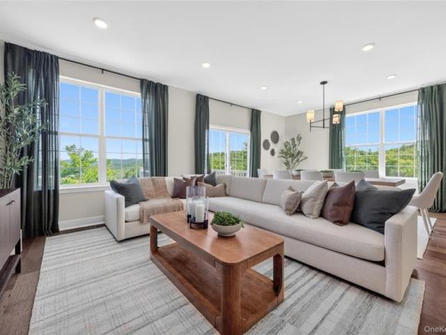 101 Pine Ridge Rd, Tuxedo Park, NY 10987