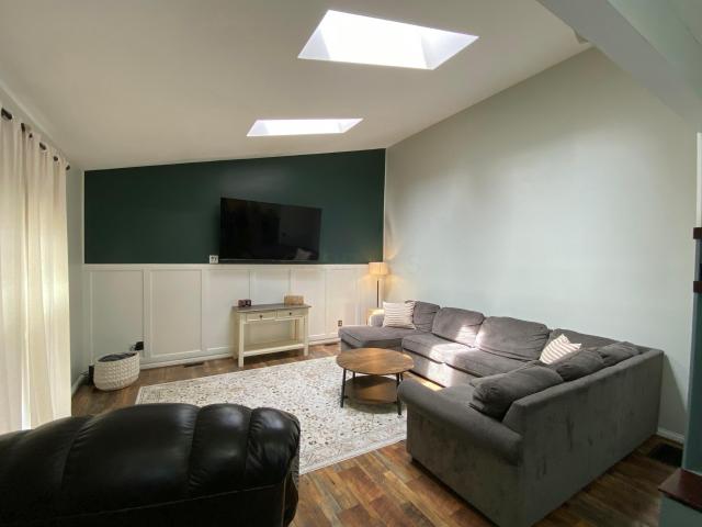 101 Pinecrest Court