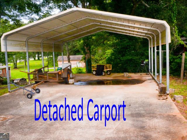 101 Pineview Drive