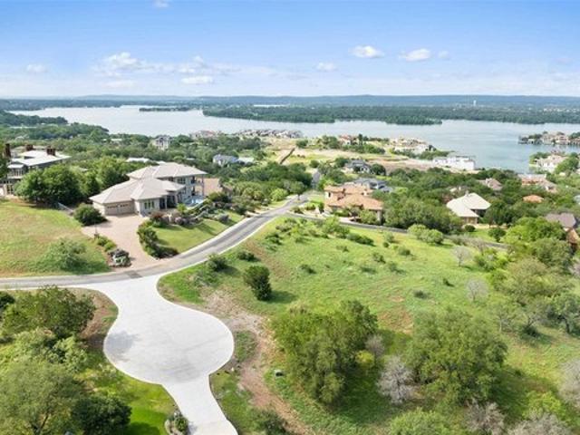 101 Quail/Apache Tears Dr, Horseshoe Bay, TX 78657