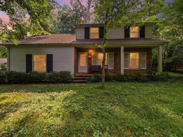 101 Rand Dr, Gambier, OH 43022