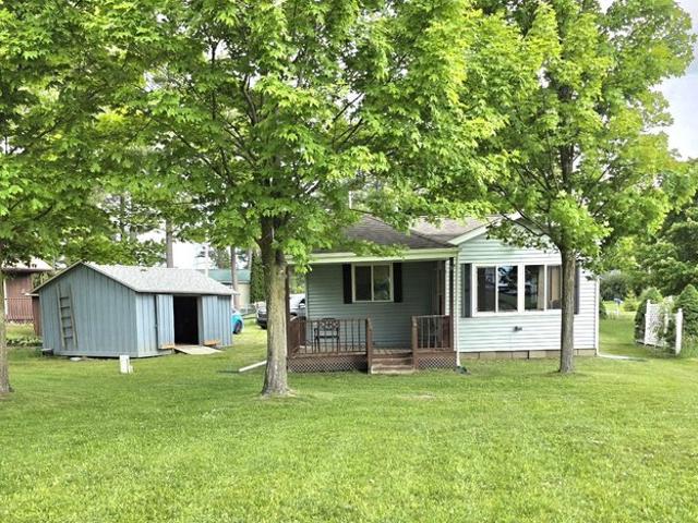 101 Riverside Dr, Beaverton, MI 48612