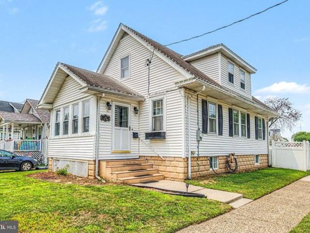 101 W 5th Ave, Runnemede, NJ 08078