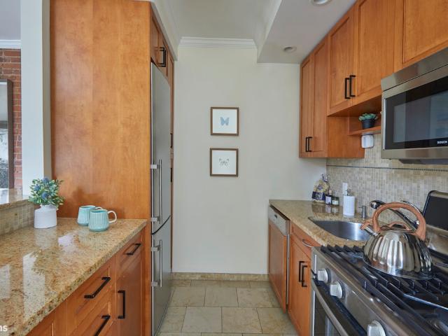 101 W 81ST Street 421