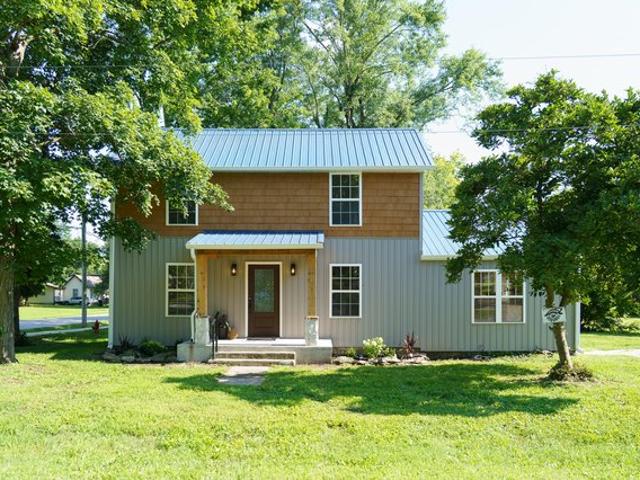 101 W College St, Ash Grove, MO 65604