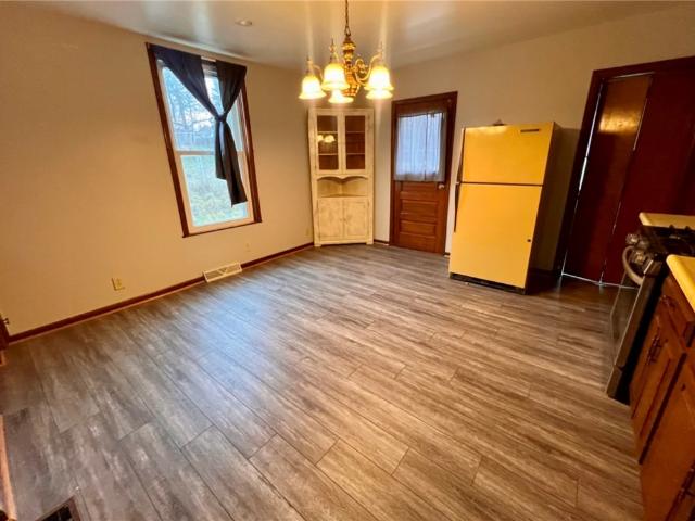 101 W Fulton St