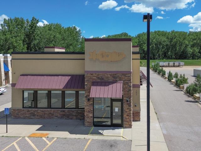101 W Lind Court