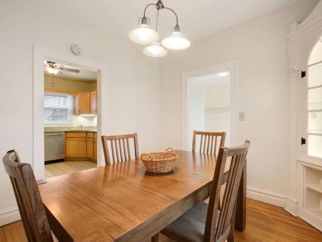 101 W MAPLE Avenue