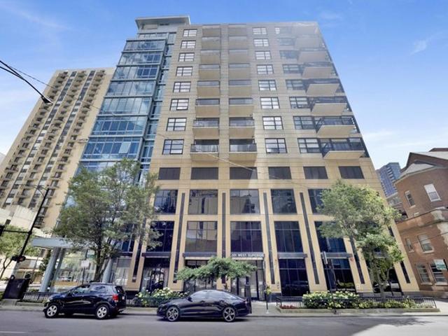 101 W Superior St Apt 1202, Chicago, IL 60654