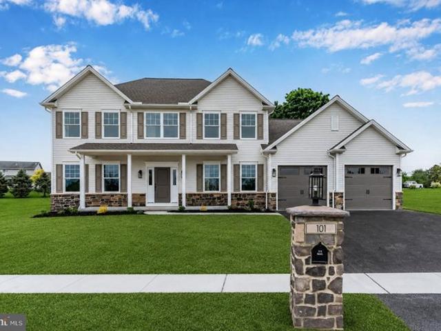 101 Wolfe Cir, Harrisburg, PA 17112