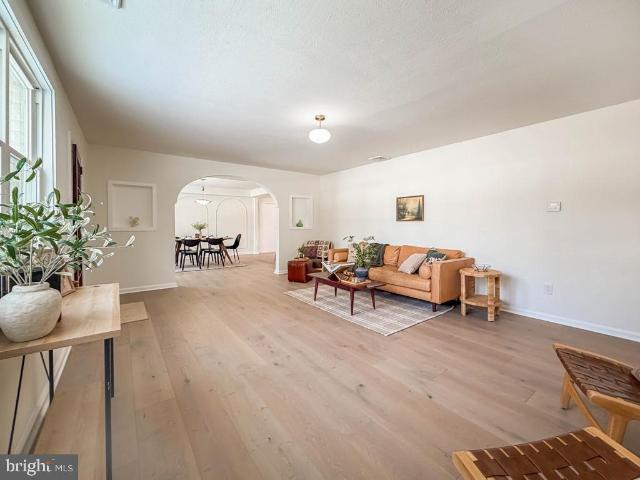 101 Walnut Lane