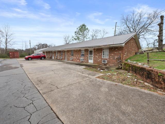 101 Walnut St # 24