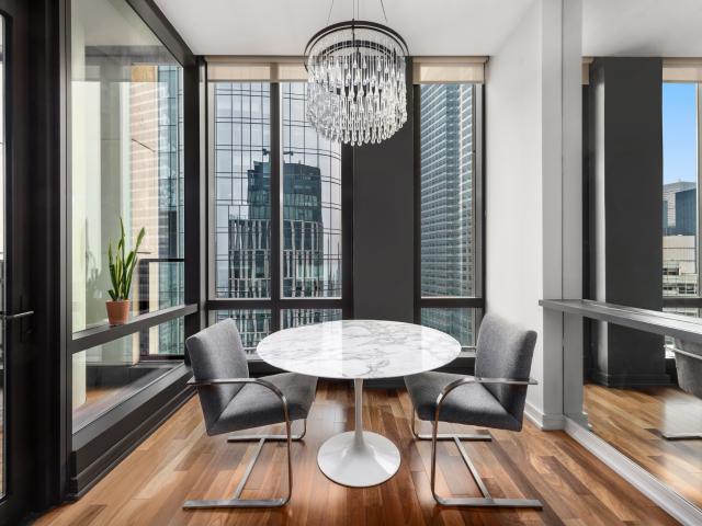 101 WARREN Street 3140