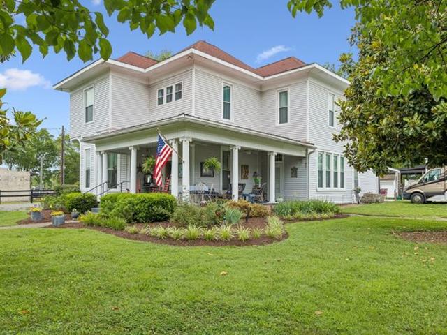 101 Webb Rd E, Bell Buckle, TN 37020