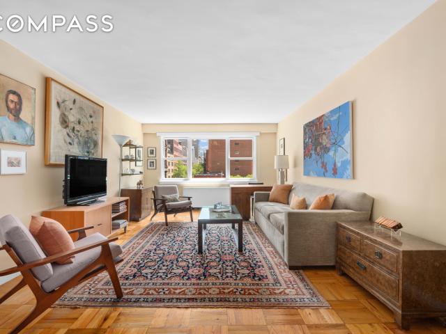 101 West 12th Street, New York, NY