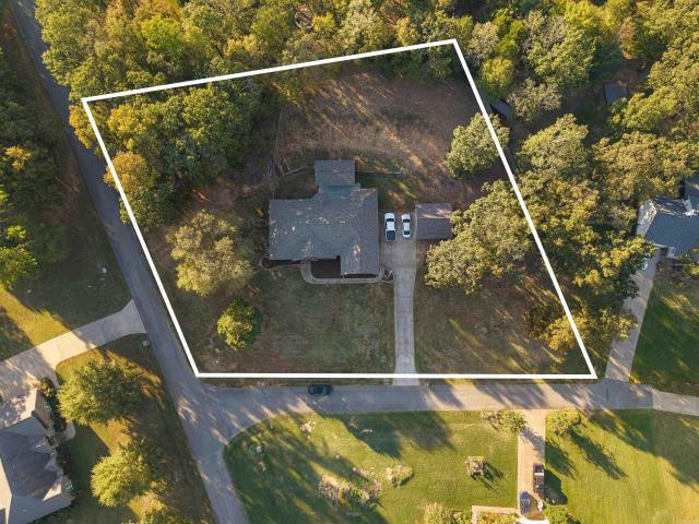 101 West Lake Cove