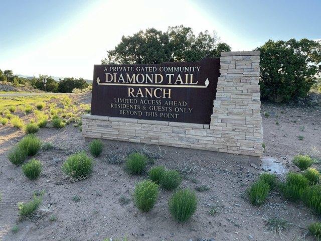 101 Wild Primrose Rd, Placitas, NM 87043
