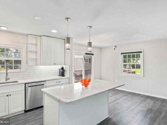 101 Williamsburg Road