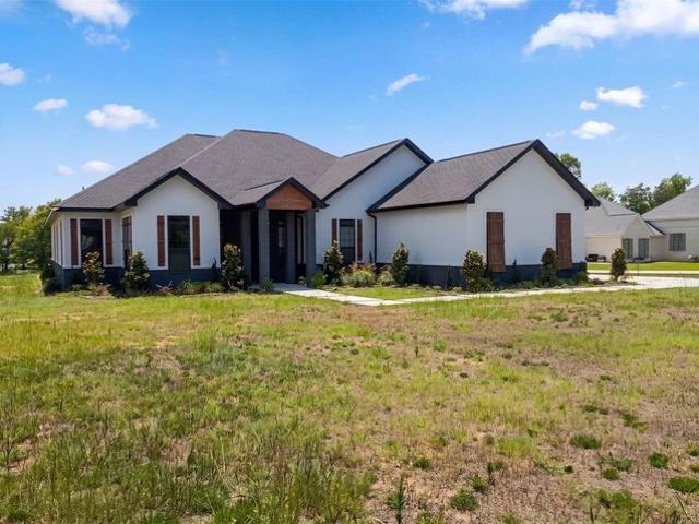101 Windward Ct, Farmerville, LA 71241
