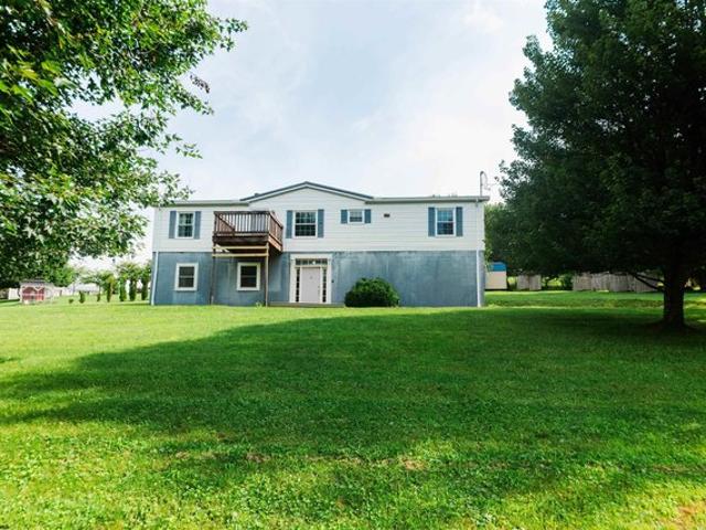 101 Tony Rundle Rd, Grafton, WV 26354