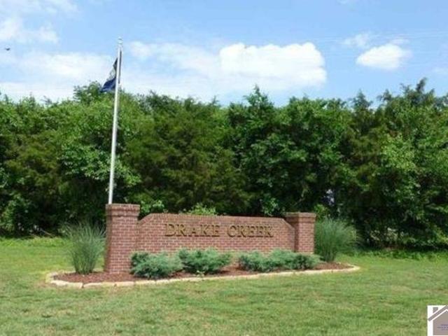 101 Torrey Pines Dr, Ledbetter, KY 42058
