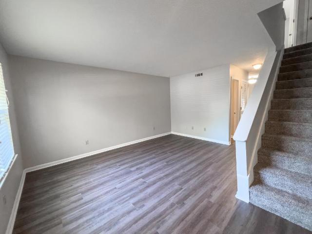 101 Timberlane C