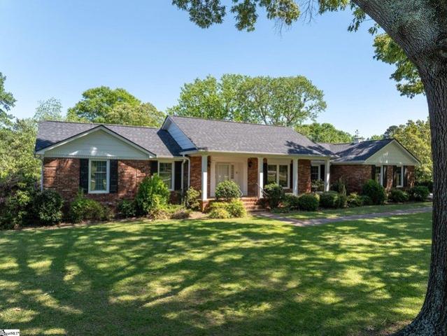 101 Triangle Pine Rd, Fountain Inn, SC 29644