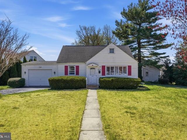 101 Trimble Blvd, Brookhaven, PA 19015