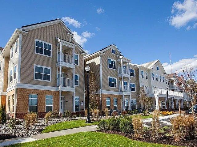 101 Veterans Blvd, Waretown, NJ 08758